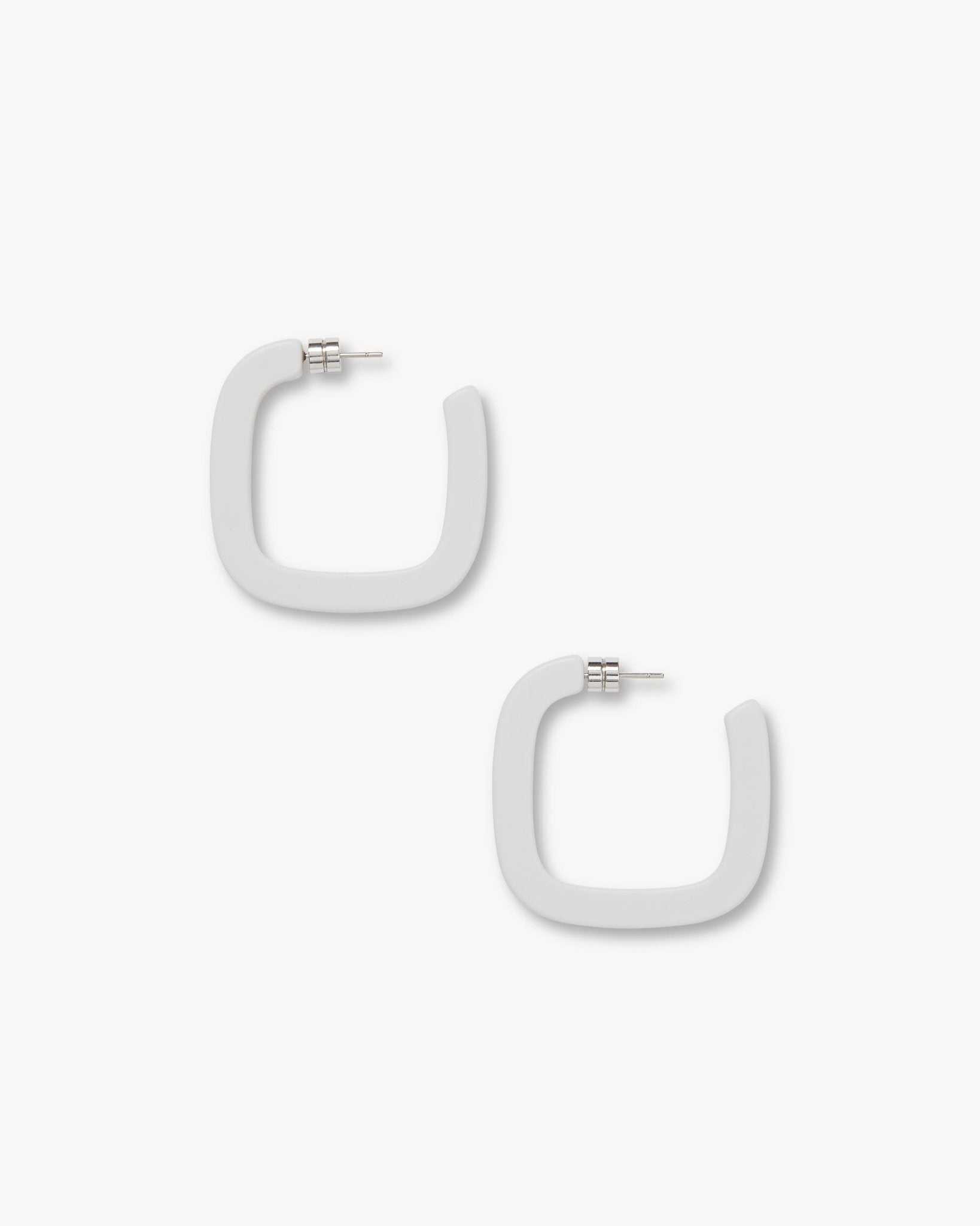 Midi Square Hoops in Light Grey Matte – MACHETE