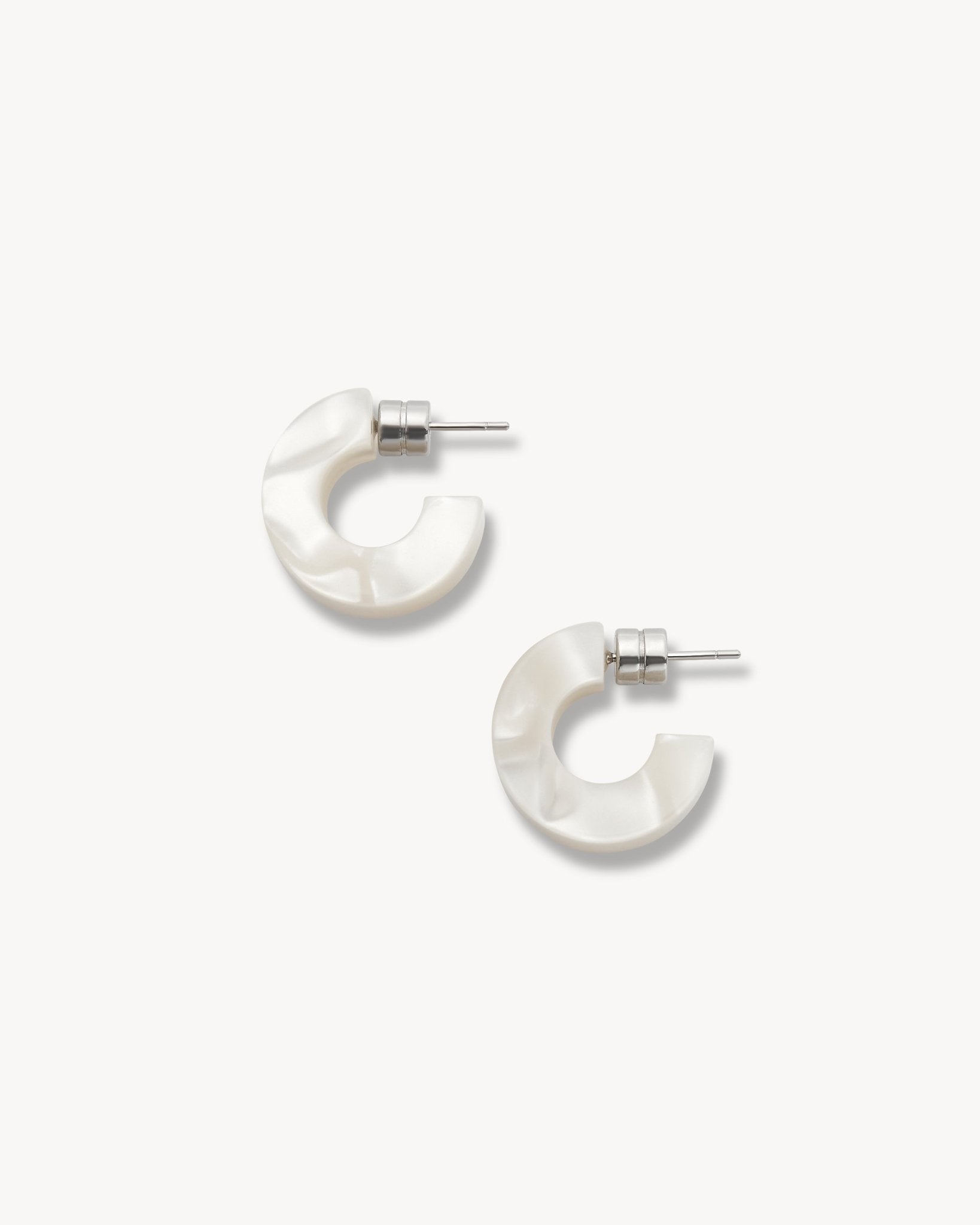 Muse Hoops in White Shell – MACHETE