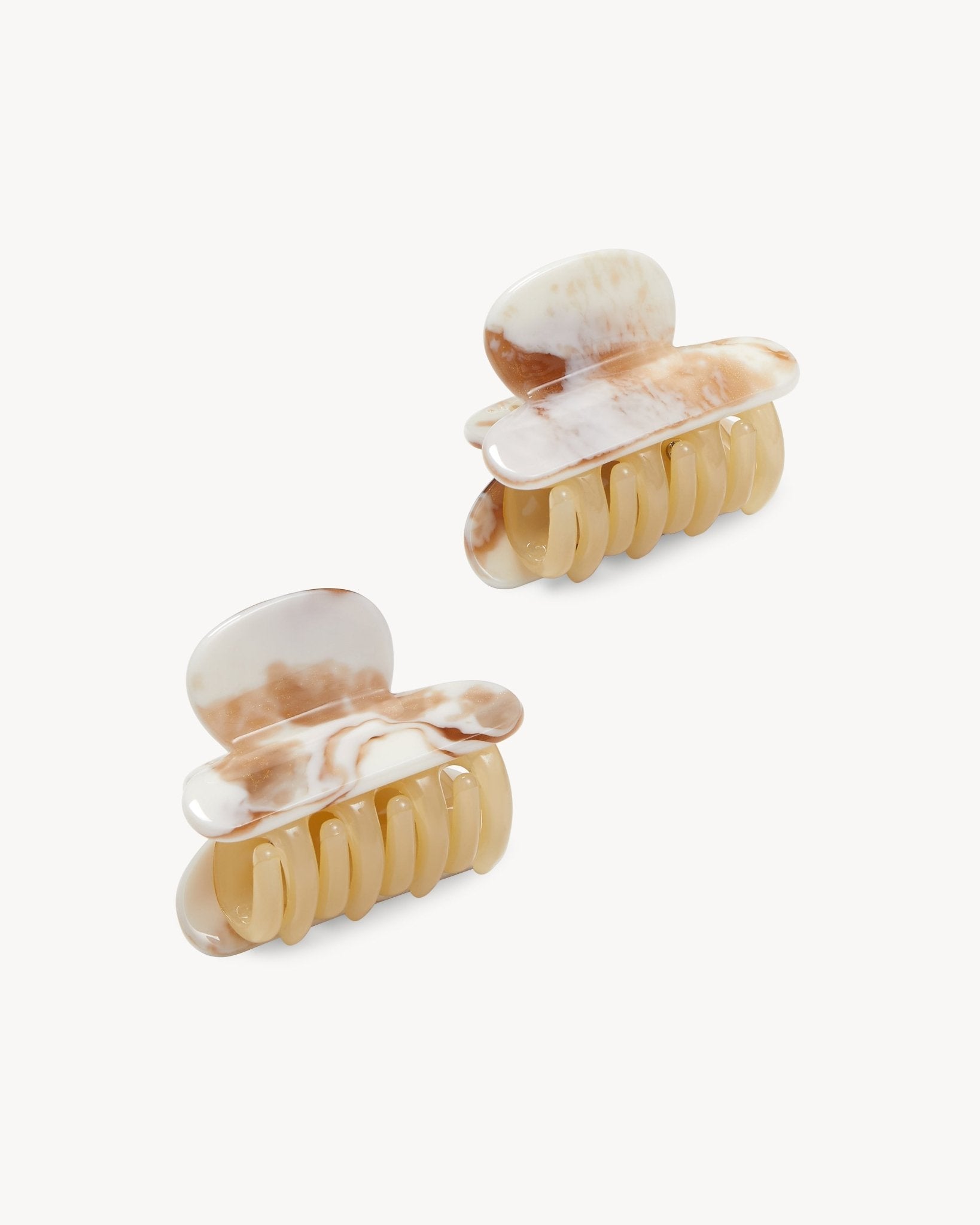 Twin Heirloom Claws in Dune – MACHETE