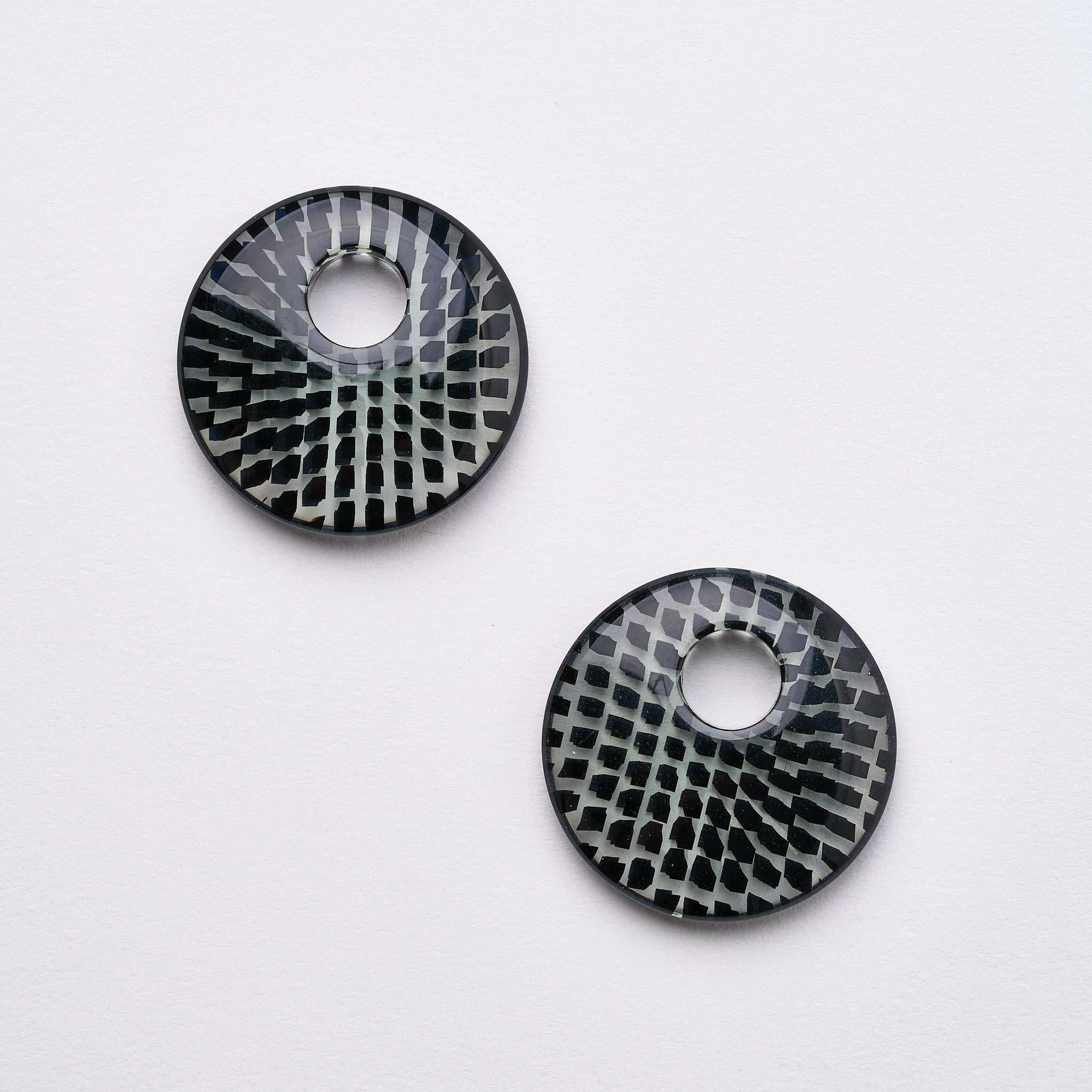 Chunky Disc Charms in Black + Clear – MACHETE