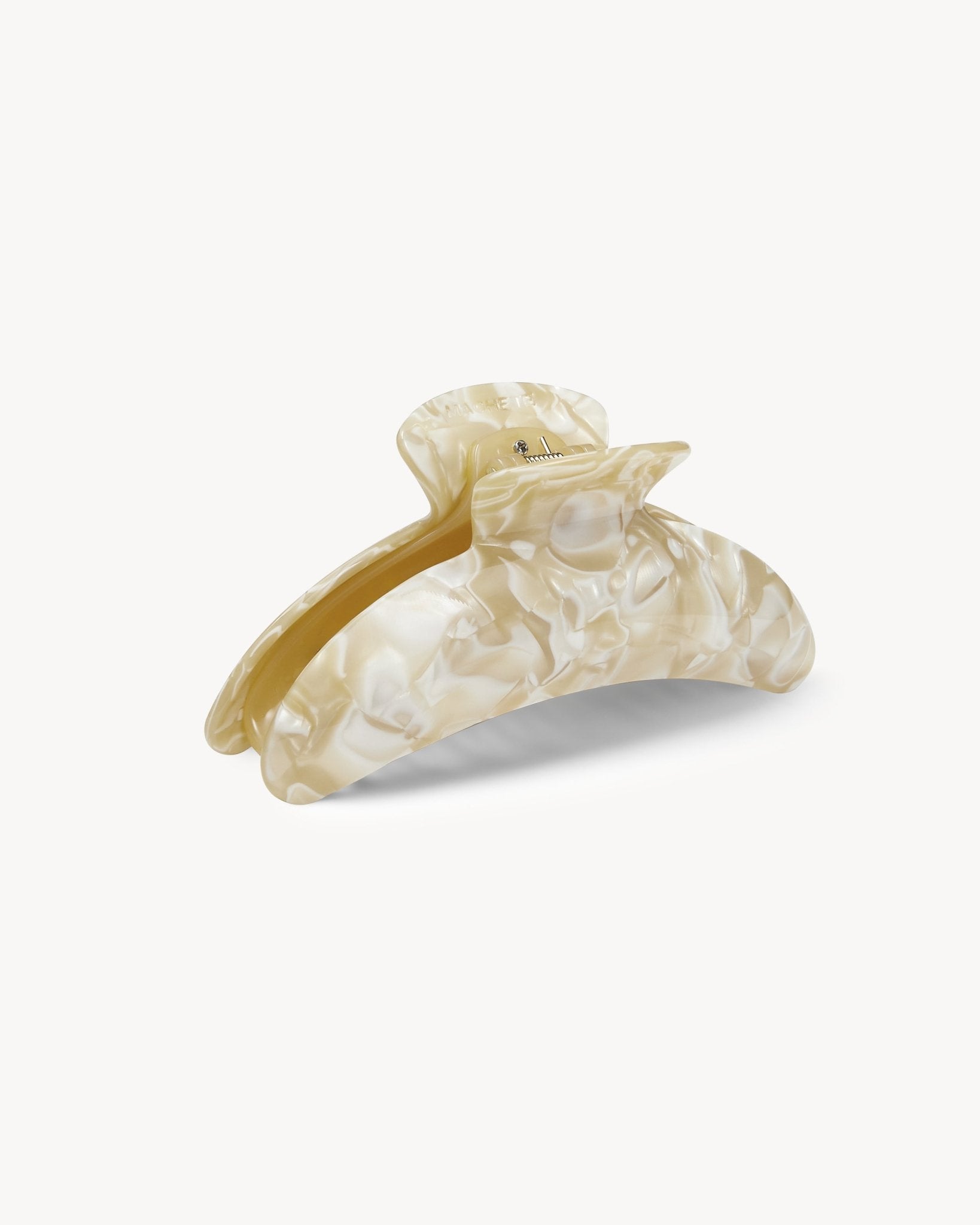 Jumbo Heirloom Claw in Ivory – MACHETE