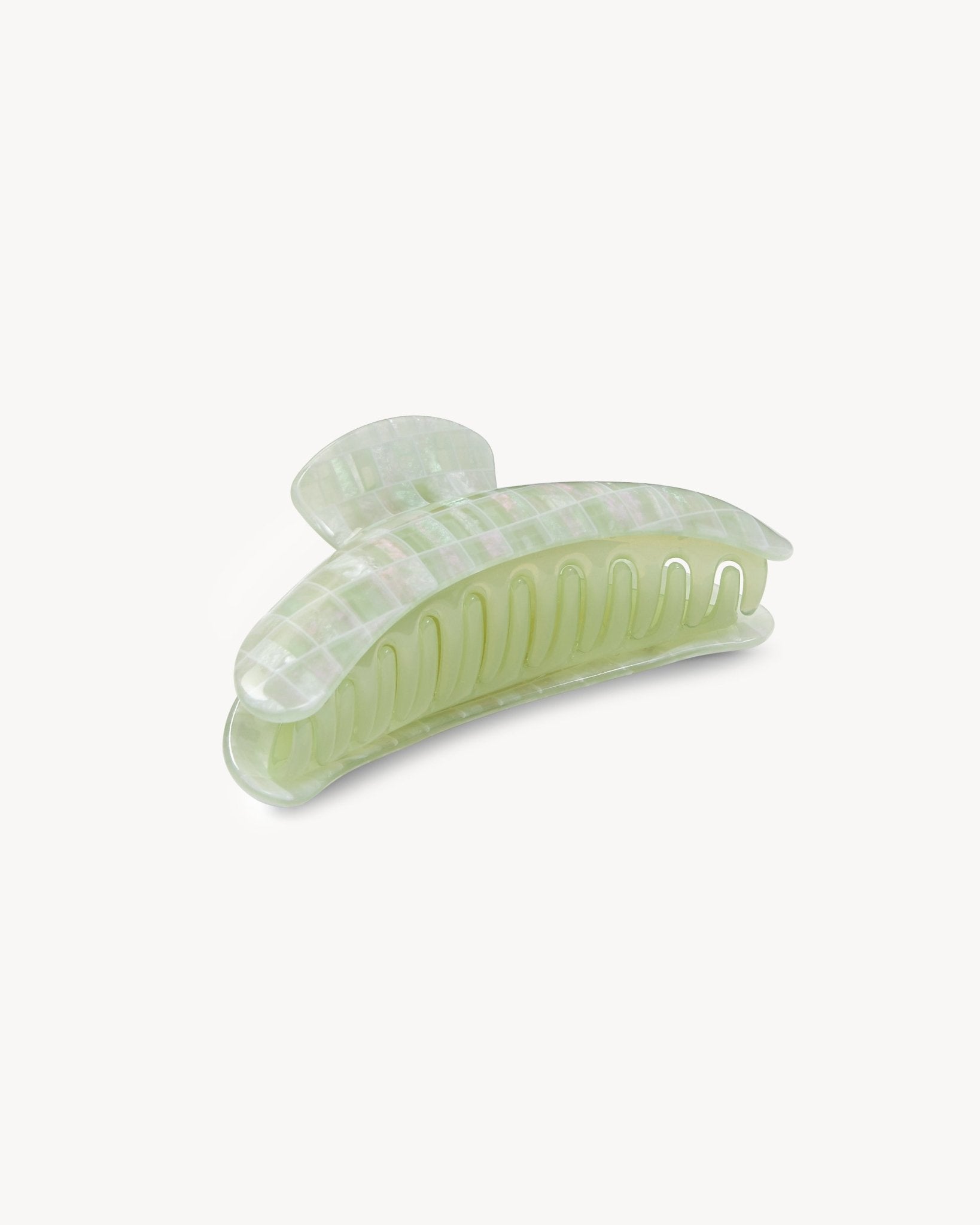 Jumbo Heirloom Claw in Mint Shell Checker – MACHETE