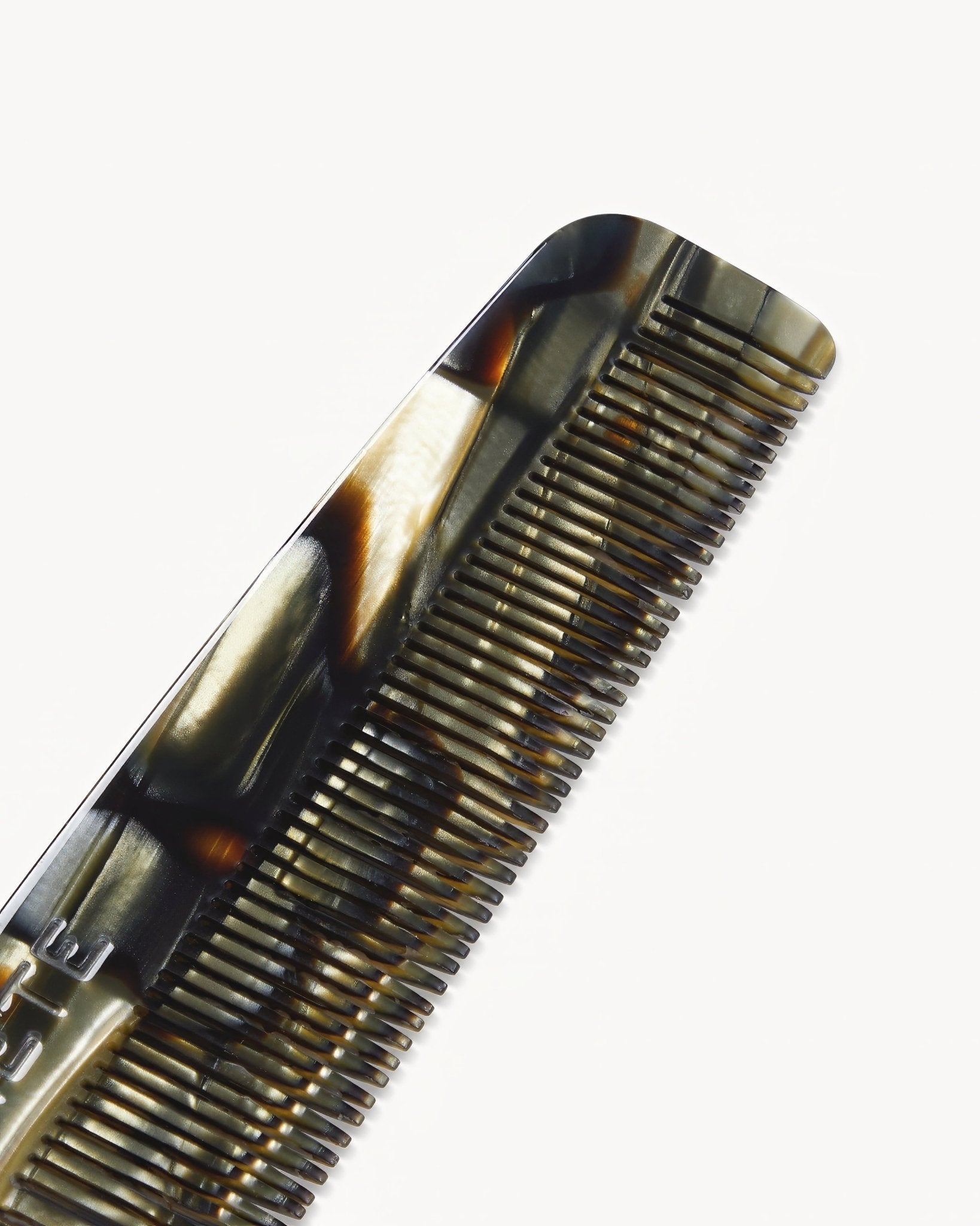 No. 1 Comb in Midnight Horn – MACHETE