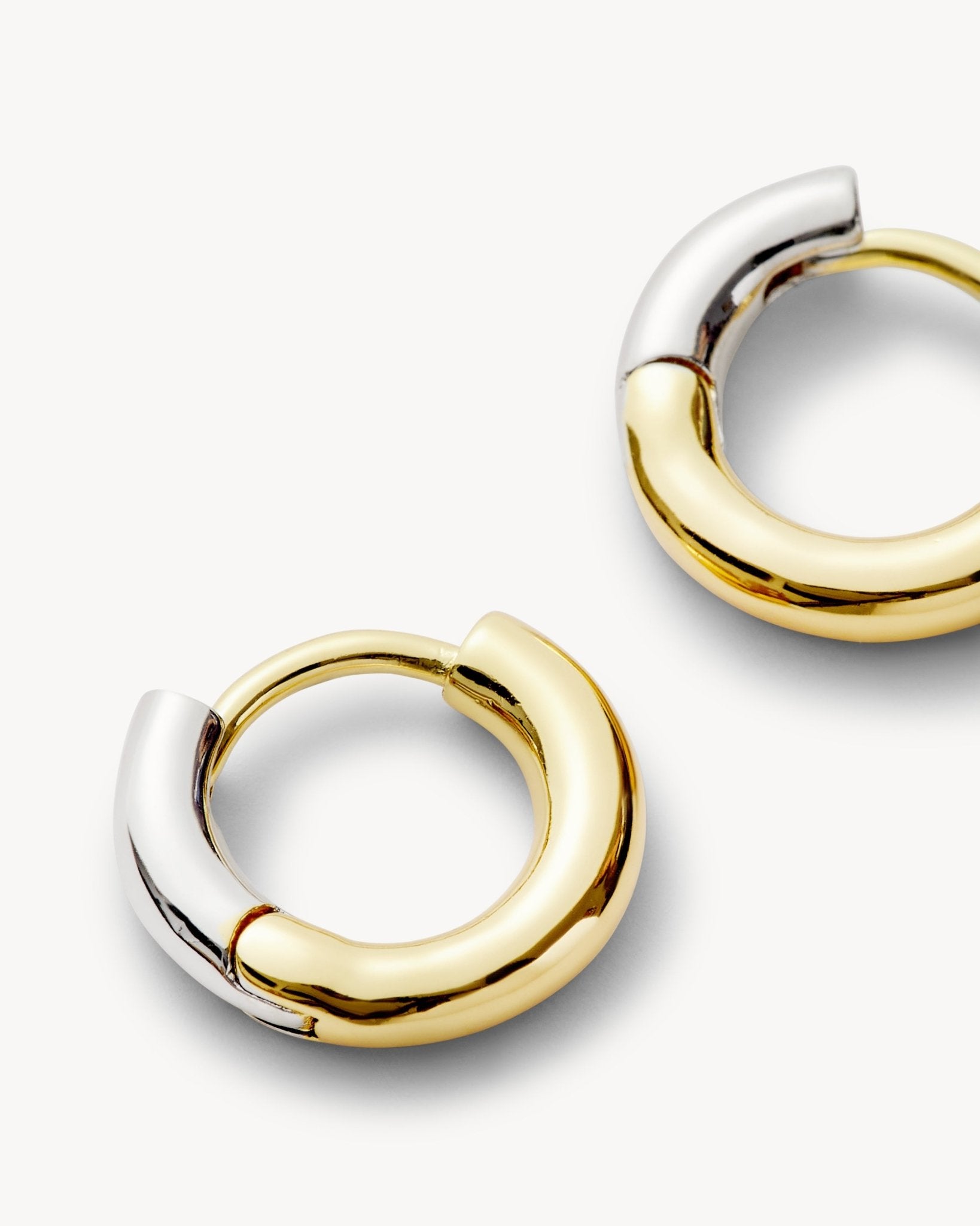 MACHETE Perfect 3/4 Gold Huggie Hoops